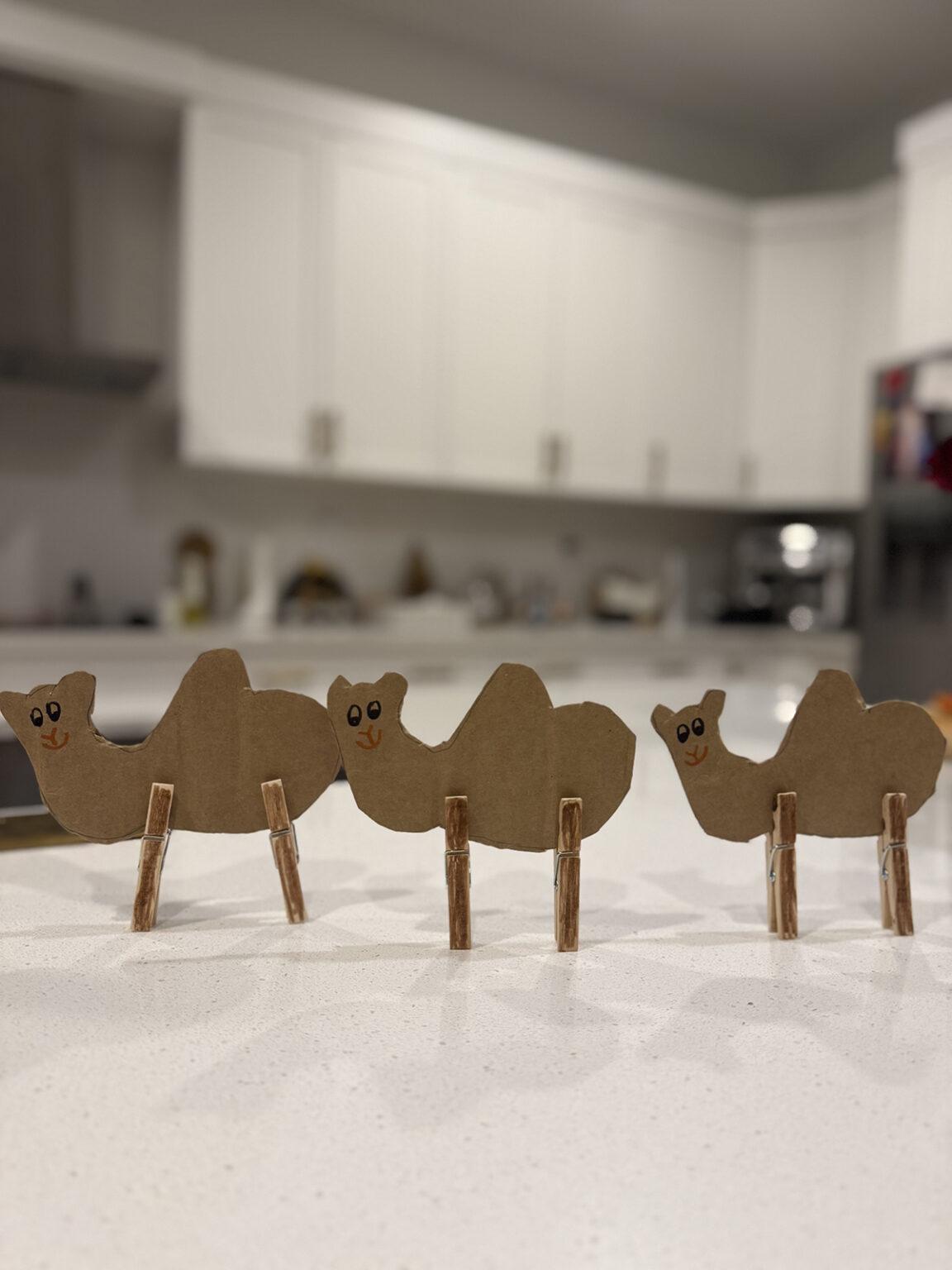 Three Kings Day Crafts and Celebrating the Epiphany with Kids ...